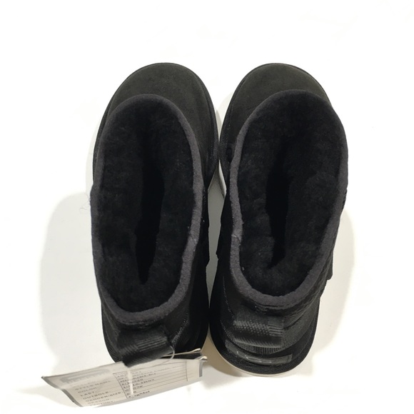 UGG Teva Collab | Shoes | Rare Ugg Teva Collab Hybrid Sports Boot Black ...